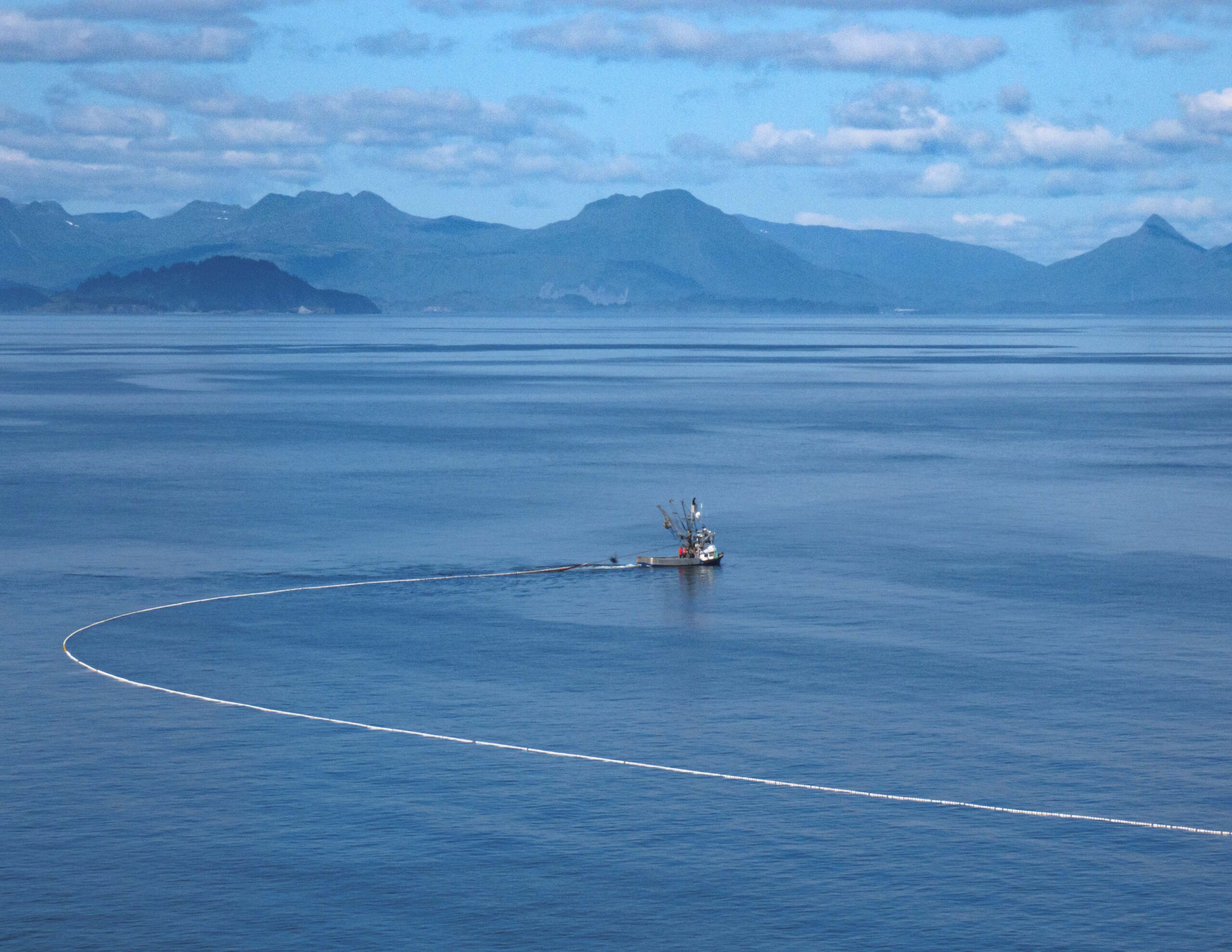 FV Cyclone setting out their salmon seine in Chiniak Bay, Kodiak ...